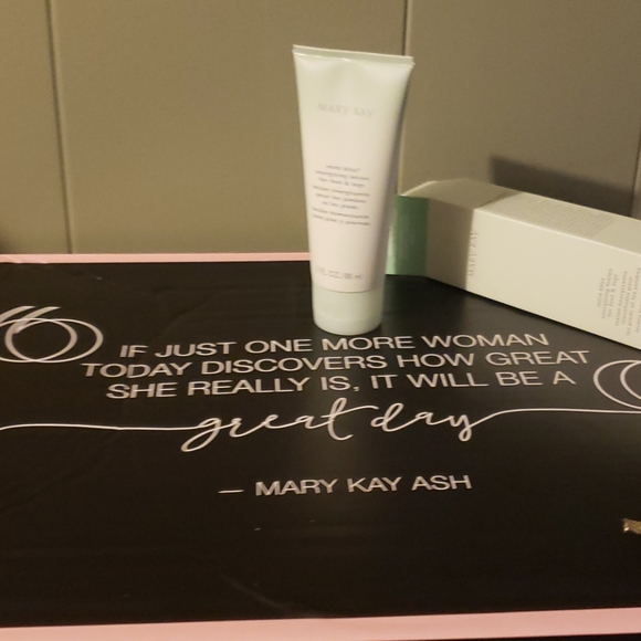 Mary Kay | Skincare | Mint Bliss Energizing Lotion For Feet And Legs ...
